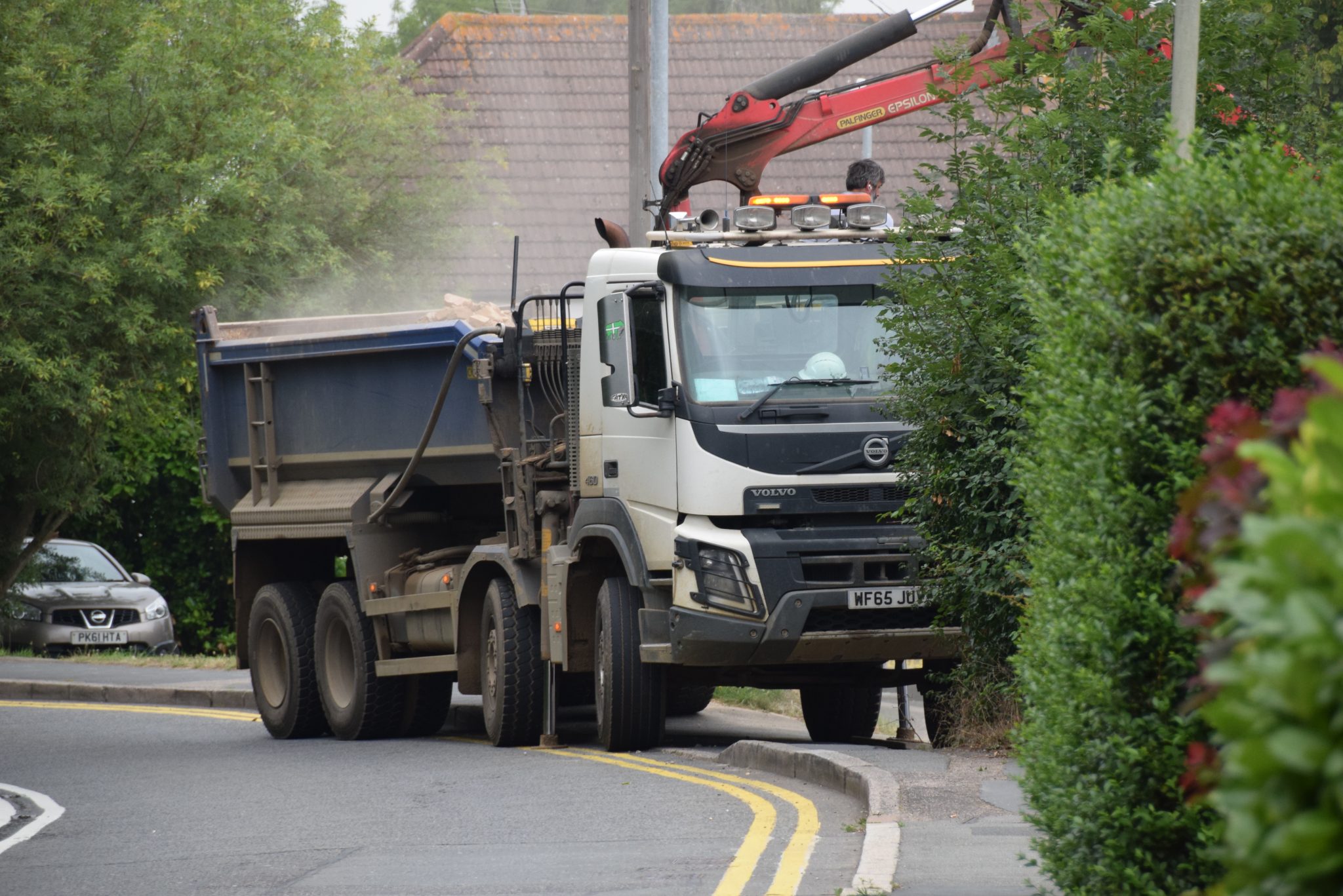Tipper Grab Hire - MCS Waste Management